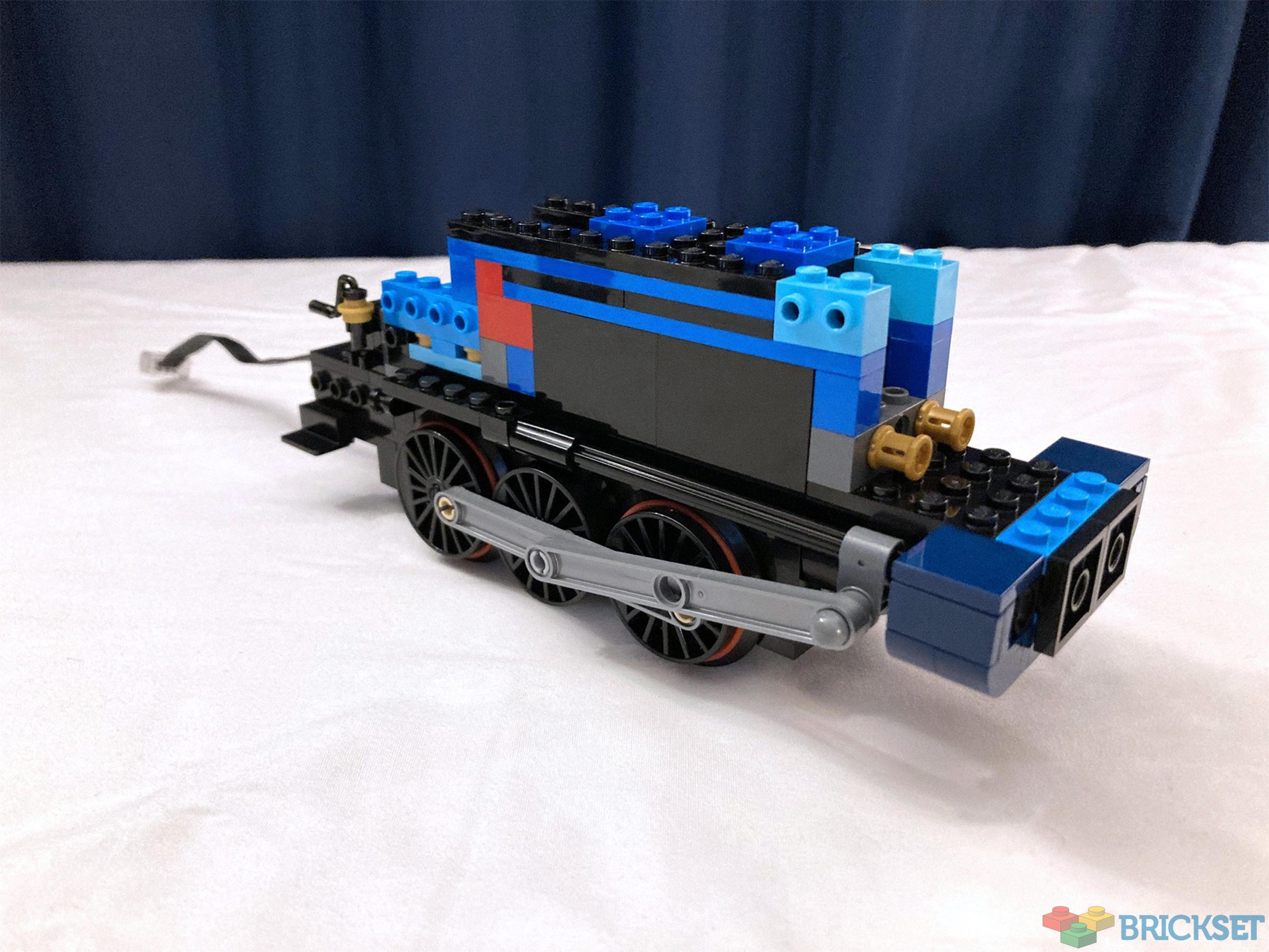 Motorising the Orient Express | Brickset
